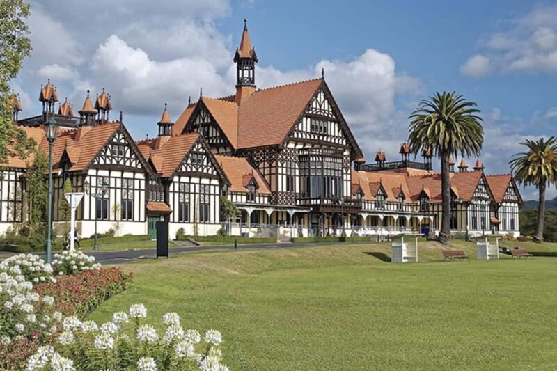 Hobbiton, Waitomo, Rotorua & Taupo 2-Day Tour from Auckland - Key Points