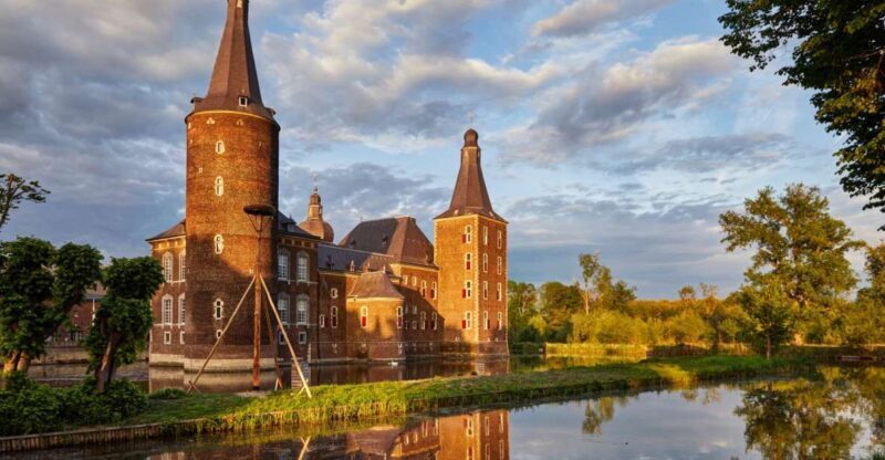 Hoensbroek: Entry Ticket to Hoensbroek Castle - An Authentic Look at Hoensbroek Castle