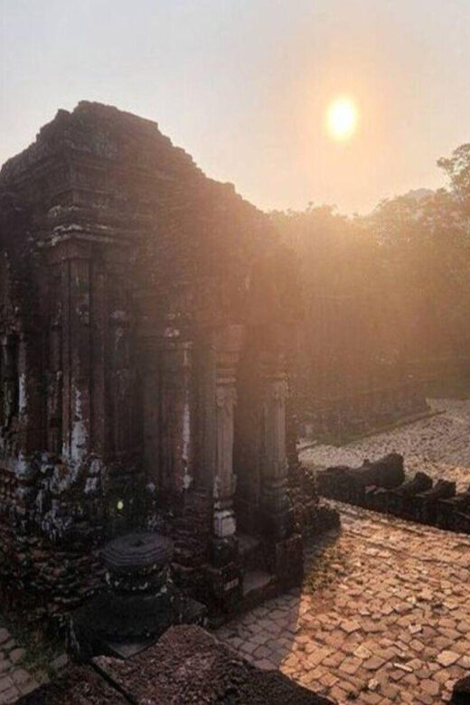 Hoi An: Afternoon trip to My Son Sanctuary & Sunset Cruise - Exploring My Son: Ancient Marvels in a Jungle Setting