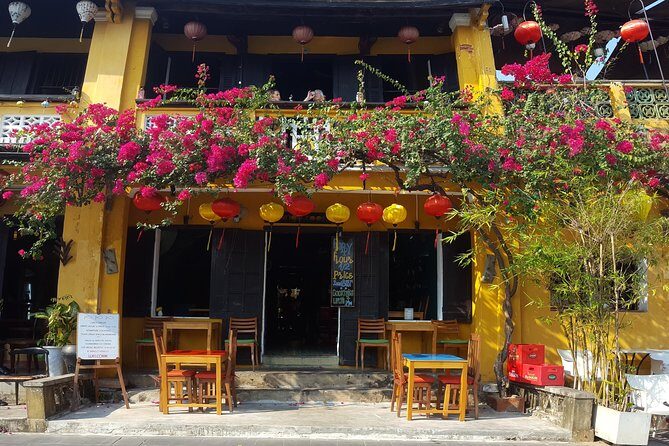 Hoi An Ancient Town And Countryside Tour Full Day - Lantern Making and Market Visit