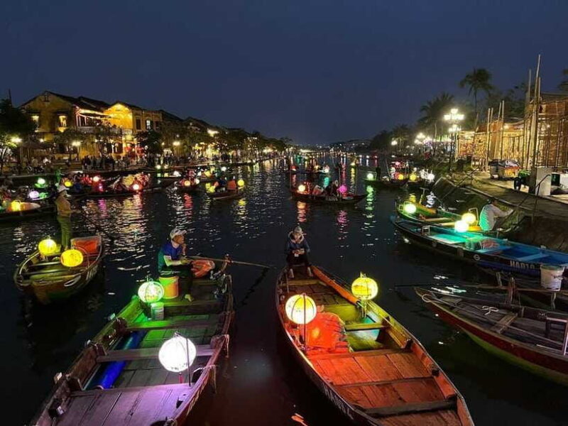 Hoi An Ancient Town: Boat Ride, Lanterns & Local Food Tour - Detailed Breakdown of the Itinerary