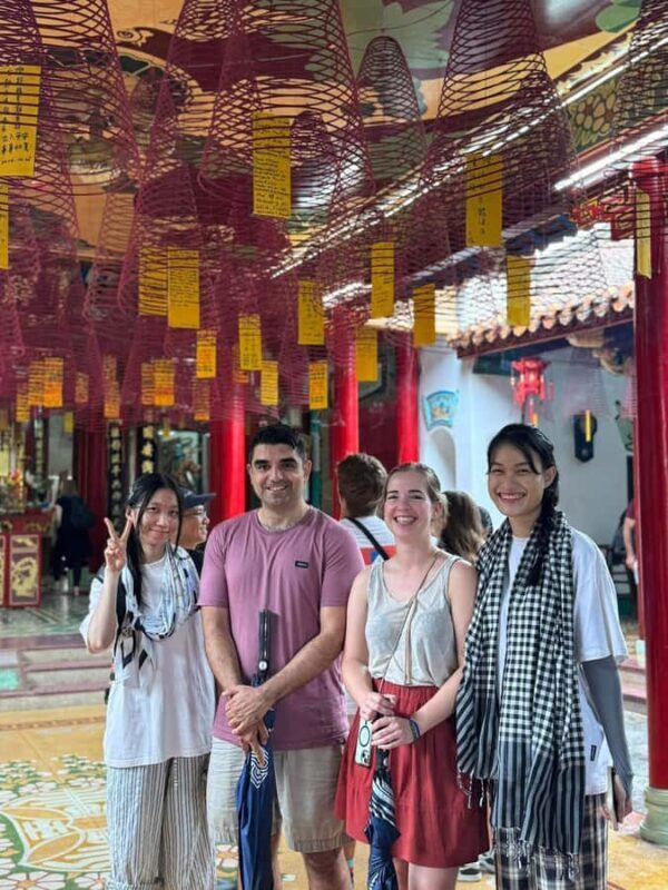 Hoi An: Ancient Town Walking Tour with Lantern Boat Ride - Key Points