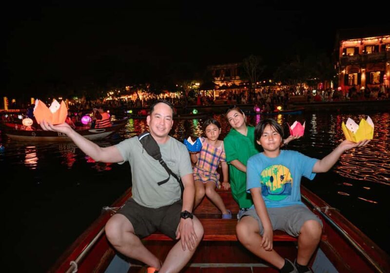 Hoi An : Bamboo Basket Boat Ride & Lantern Boat Trip . - Key Points