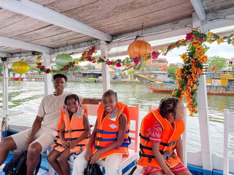 Hoi An : Basket Boat , River Cruise and Making Lantern Class - FAQ