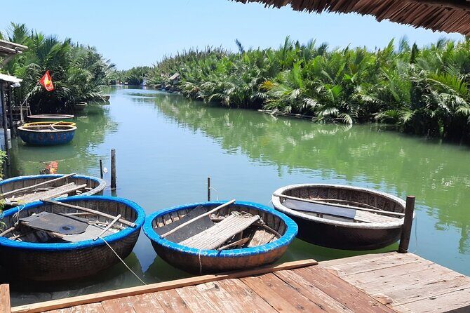 Hoi An basket boat tour with seafood lunch at fishing family - Practical Details