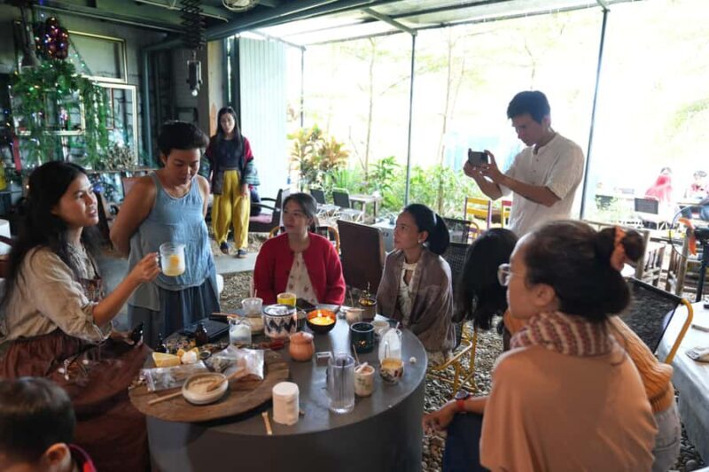 Hoi An : Candle Making Workshop by Local Artisan - Comparing Value and Experience