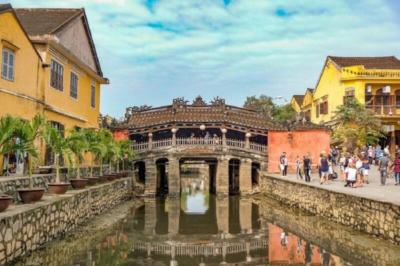 Hoi An City TourBoat RideRelease Flower Lantern on river - The Practicalities: What You Need to Know