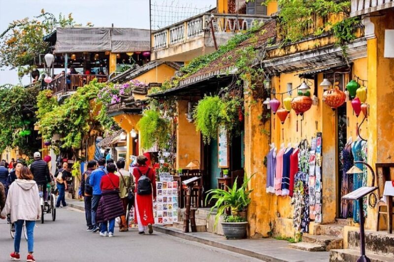 Hoi An City TourBoat RideRelease Flower Lantern on river - Practical Tips for Making the Most of This Tour