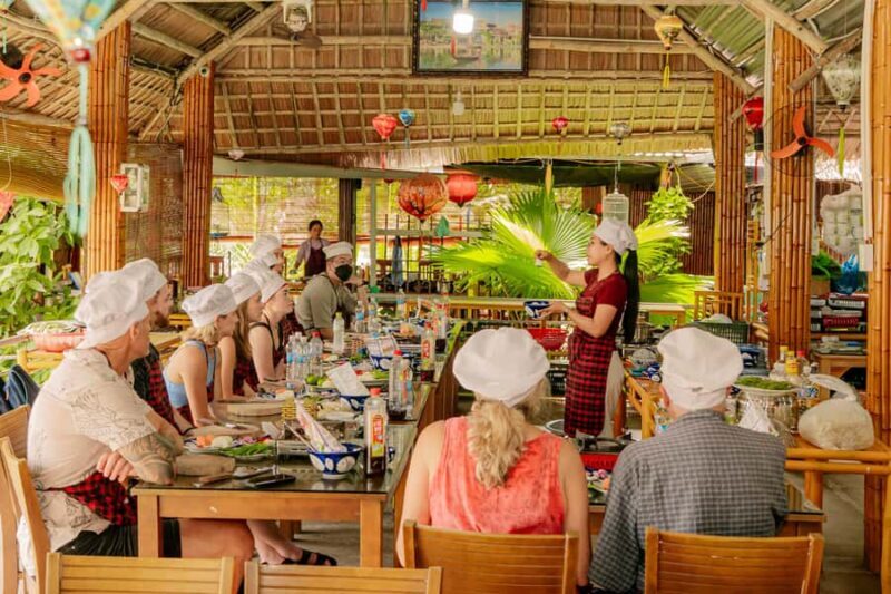 Hoi An: Cooking Class & Bamboo Basket Boat Riding Tour - Exploring the Details of the Experience
