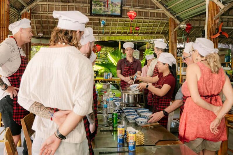 Hoi An: Cooking Class & Lantern Making Workshop - Who Should Consider This Tour?