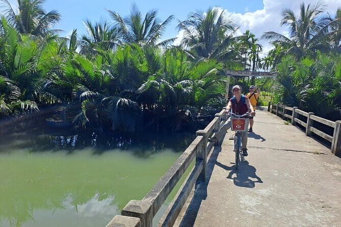 Hoi An craft villages and Tra Nhieu fishing village by bike/boat - Who Should Consider This Tour?