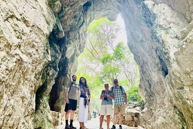 Hoi An / Da Nang: Private Scenic Transfer via Top Sightseeings - A Closer Look at the Itinerary and Experiences