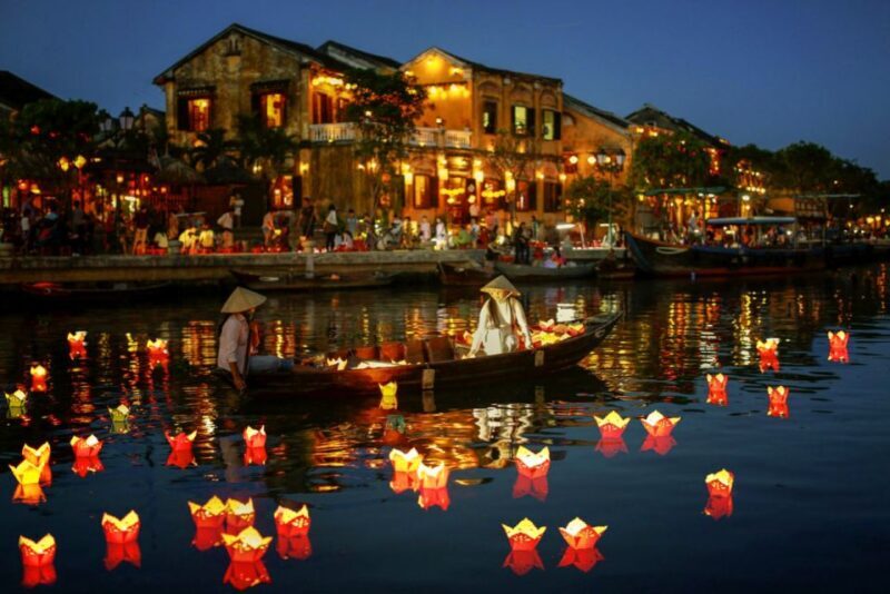 Hoi An: Evening Food Culture Tour by Vespa - Accessibility and Practical Details