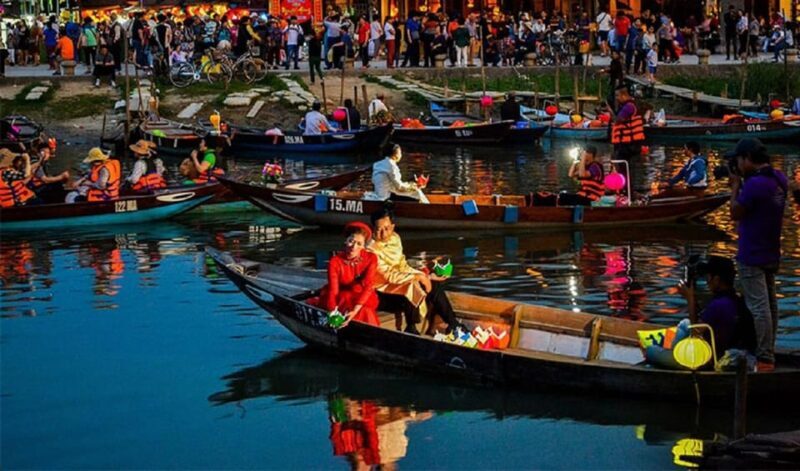 Hoi An: Floating Flower Lantern River Boat Ride at Night - FAQ