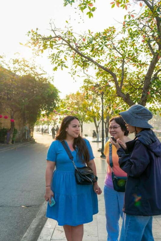 Hoi An: Guided Tour of Town and Fish Market with Breakfast - How the Tour Balances Value and Experience