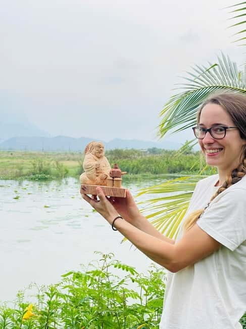Hoi An Handicraft Workshop: Statue Wood Carving - Final Touches and Return to Hoi An