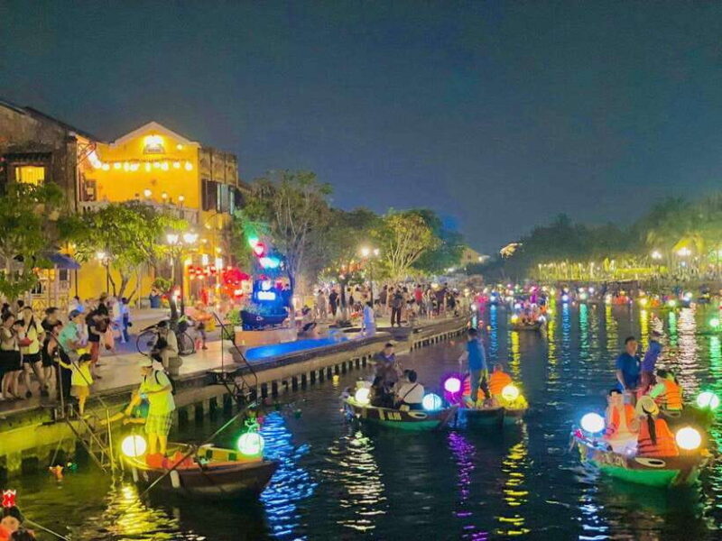 Hoi An: Hoai River Boat Ride with Flower Lantern Release - The Detailed Itinerary
