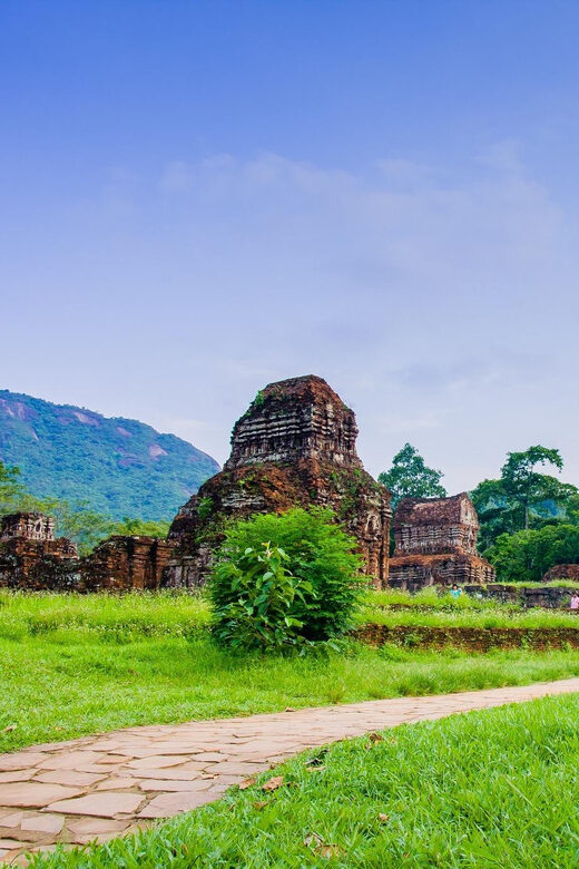 Hoi An : My Son Sanctuary Tour with Vietnamese Lunch - Key Points