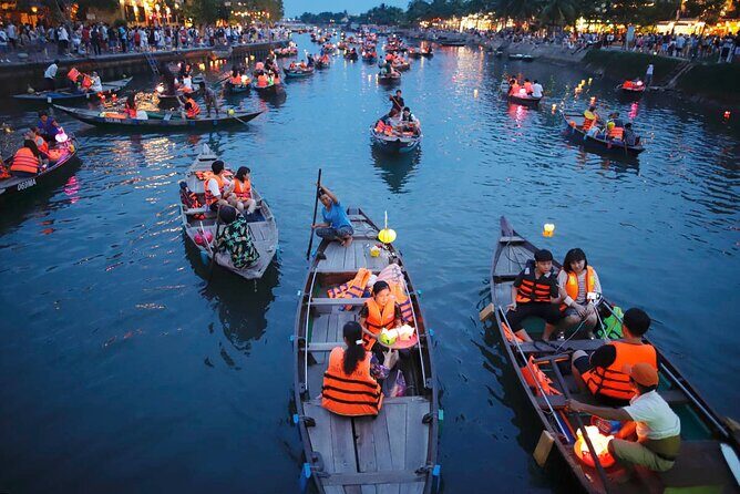Hoi An Night Food Tour Motorbike & Lantern Cruise by Lady Rider - An In-Depth Look at the Hoi An Night Food Tour
