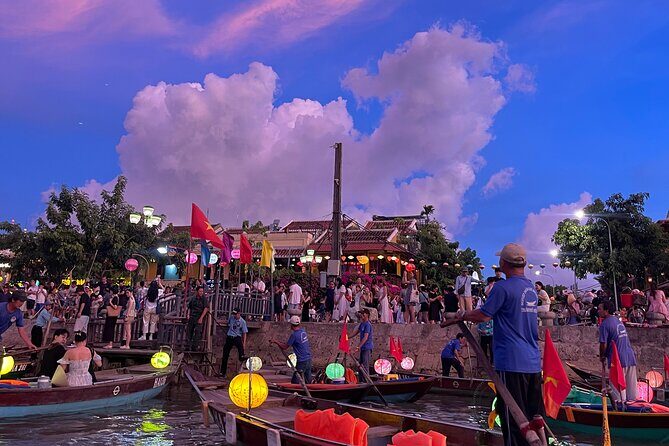 Hoi An Old Town Walking Tour with Two Scenic Boat Experiences - Key Points