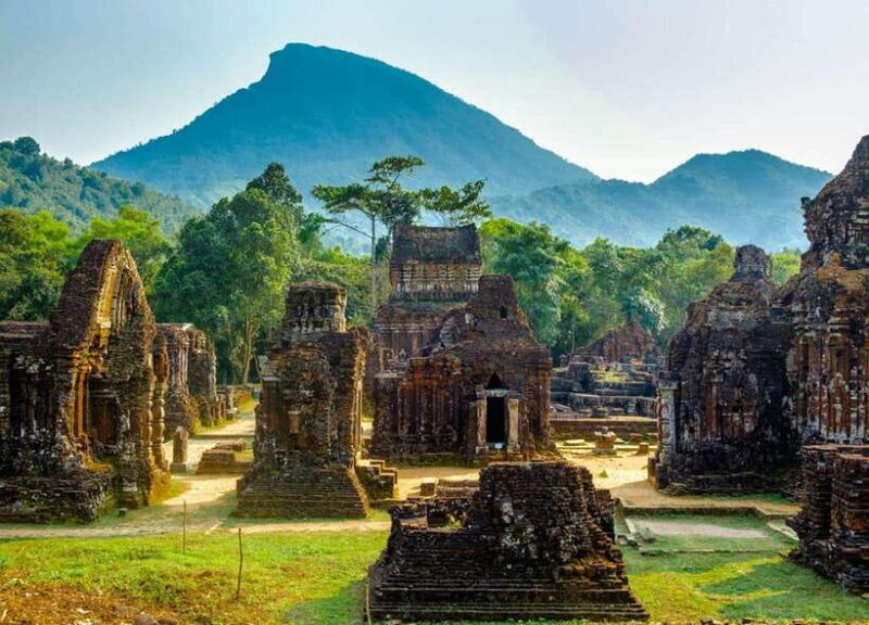 Hoi An: Private Car To/From Hue via Multi Attraction( 1-Way) - A Detailed Look at the Touring Experience