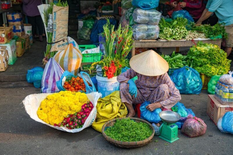 Hoi An: Sacred Traditions And Vegetarian Delights Tour - The Itinerary in Detail
