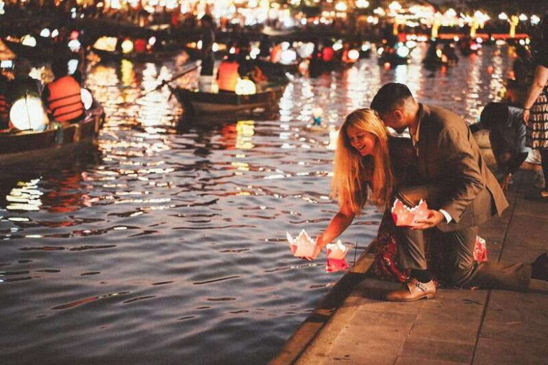 Hoi An: Sunset Boat Proposal & Couple Photoshoot Tour - What Travelers Are Saying