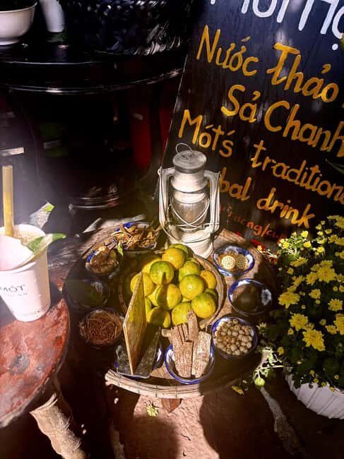 Hoi An Sunset Walking Tour with Boat Ride & Rooftop Dinner - What Makes This Tour Special?