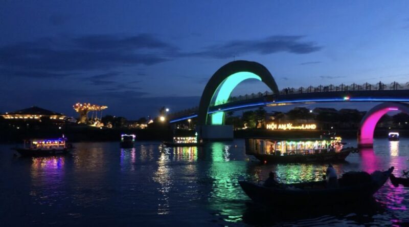 Hoi An: The Evening Food Tour By Vespa & Private BBQ - What the Reviews Say