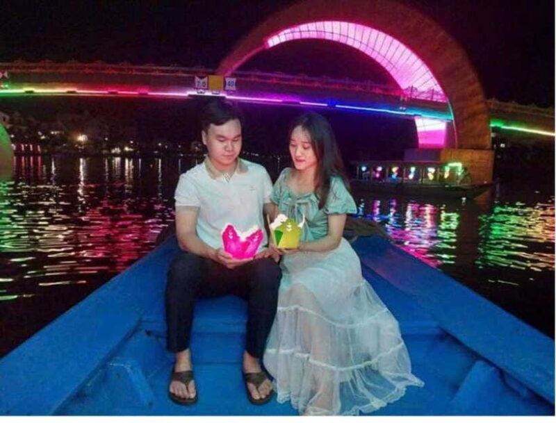 Hoi An: Thu Bon River Flower Lantern Experience - Details on Transportation, Timing, and Practical Tips