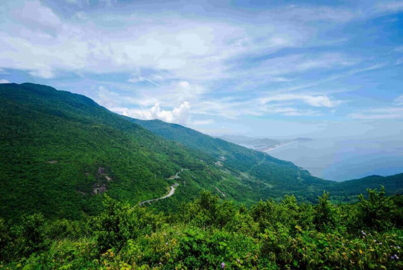 Hoian: Hai Van Pass & Monkey Mountain Motorbike Tour - Key Points