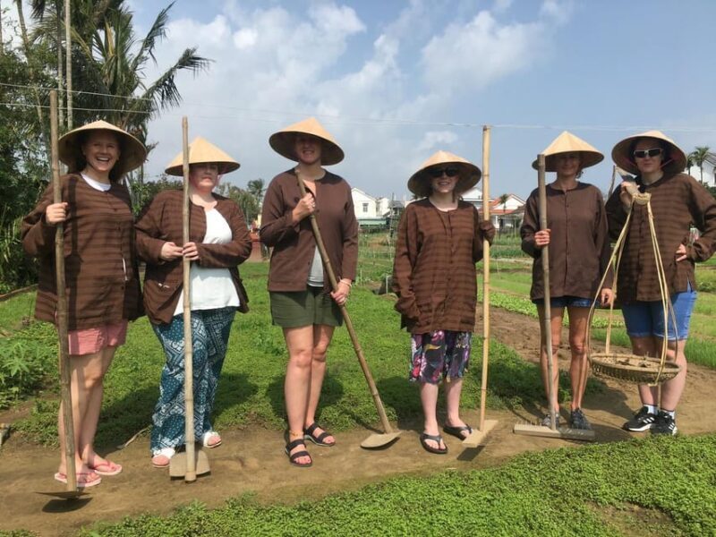 HOIAN: LANTERN MAKINGFARMER AT TRA QUE SMALL GROUP - Who Will Love This Experience?