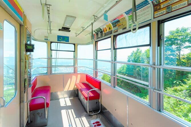 Hokkaido Otaru Aquarium, Ropeway, Cinematic Bus Tour from Sapporo - Who Should Consider This Tour?