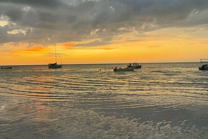 Holbox: Islas Pajaros, Yalahau & Isla de la Pasión with pick up - FAQ