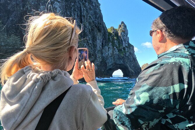 Hole in the Rock Cruise & Island Stopover (Half Day) - Wildlife & Marine Encounters