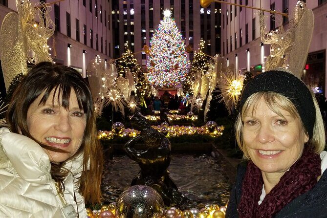 Holiday Lights Extravaganza Walking Tour - The Sum Up: Who Should Consider This Tour?