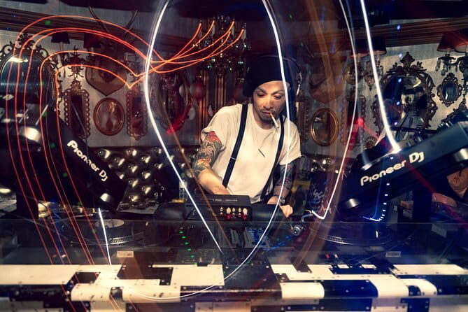 Holiday Lights Walk Tour Hibiya Midtown Tokyo Station Marunouchi - FAQs