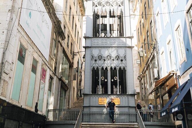 Holiday Photoshoot in Lisbon - Who Will Love This Experience