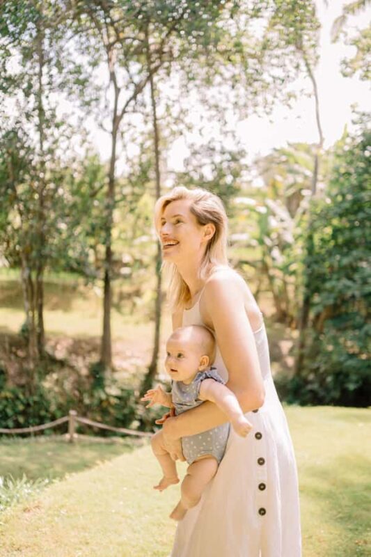 Holiday Shoot with Local Photographer in Bali - FAQ