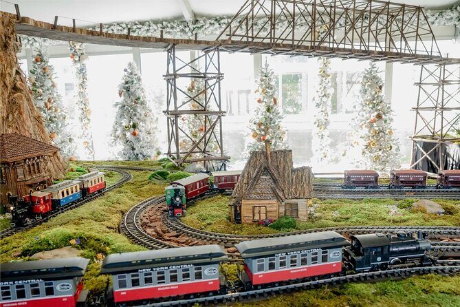 Holiday Tea Experience & NYBG Holiday Train Show - A True Holiday Charm: An Inside Look at the Tour Experience