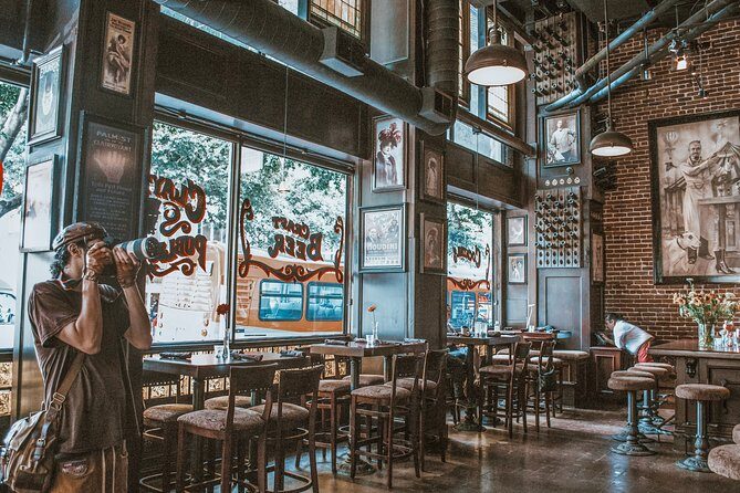 Hollywood, Celebrity Homes, Film Locations and Sunset Strip Tour in Los Angeles - FAQ