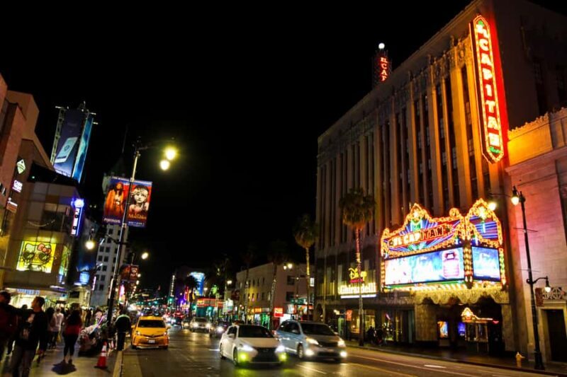 Hollywood: The Ghosts of Hollywood Walking Tour - Experience Breakdown: What to Expect on the Tour