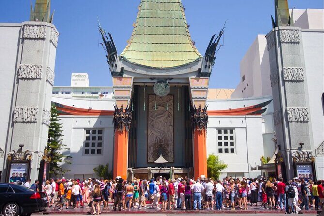 Hollywood Walk OF Fame Experience and Sightseeing - Key Points