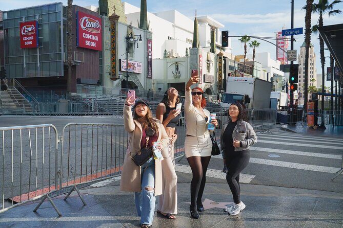 Hollywood Walk of Fame: Self-Guided Multilingual Walking Tour - Who Will Love This Tour?