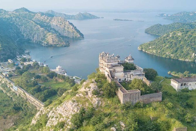 HoneymTour in Rajasthan 4Night 5Days - A Deep Dive into the Rajasthan Honeymoon Tour