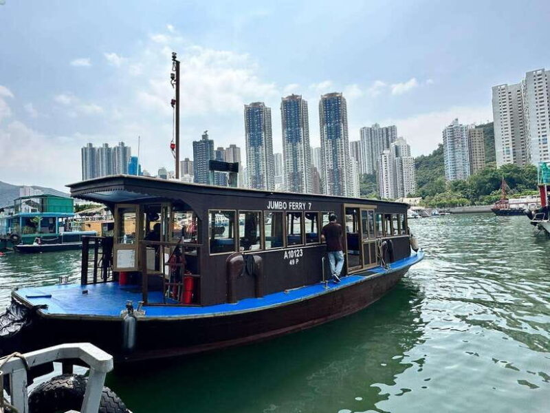 Hong Kong: Aberdeen Boat Tour and Visit Floating Museum - A Closer Look at What to Expect