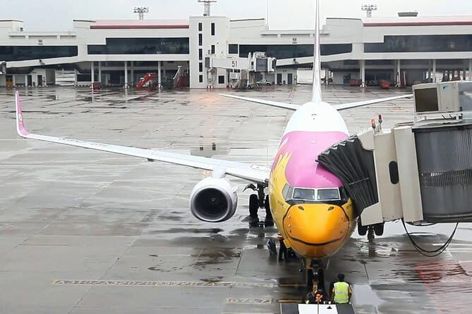 Hong Kong Airport (HKG) Transfer to Guangzhou by Toyota Alphard - Customer Service and Reliability