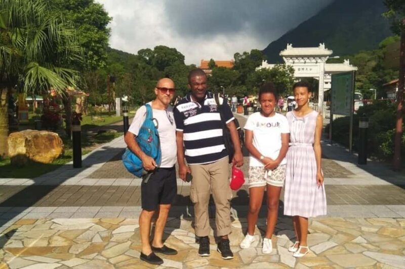 Hong Kong : Best Street Food Tour With A Local Guide - Key Points