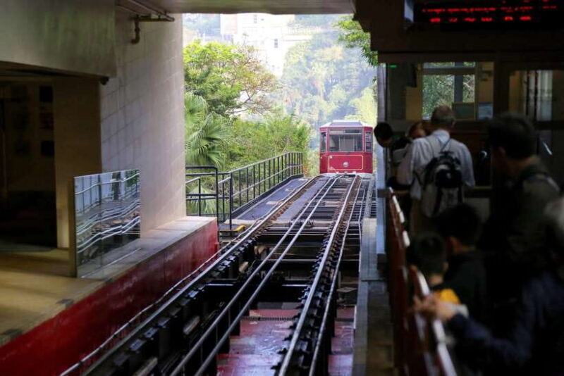 Hong Kong: Big Bus Hop-On Hop-Off Tour & Optional Peak Tram - Timing, Frequency, and Practical Tips