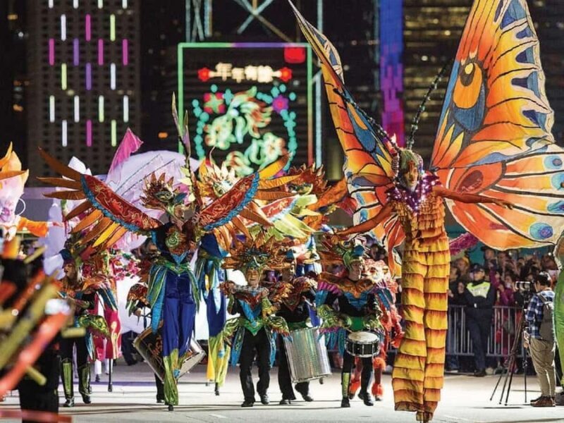 Hong Kong: Chinese New Year Tour with Parade Show and Dinner - Key Points